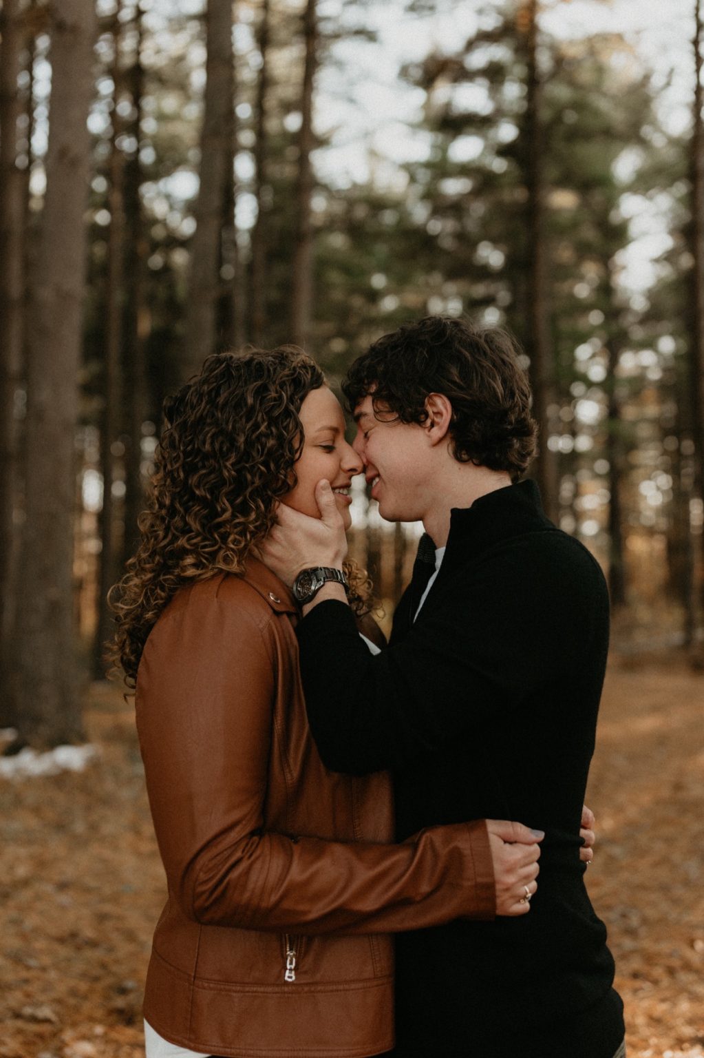Busch Wildlife Engagement Session | St. Louis, Missouri - Steph Photo Co.