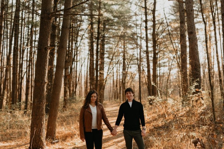 Busch Wildlife Engagement Session | St. Louis, Missouri - Steph Photo Co.