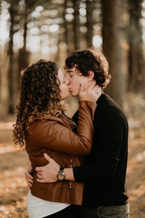 Busch Wildlife Engagement Session | St. Louis, Missouri - Steph Photo Co.